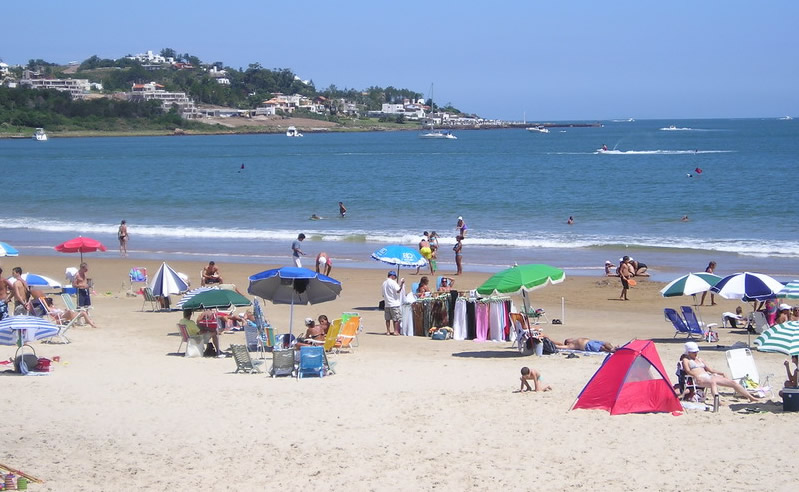 Tres hermosos alojamientos en Solanas Uruguay - Aqui Viajes